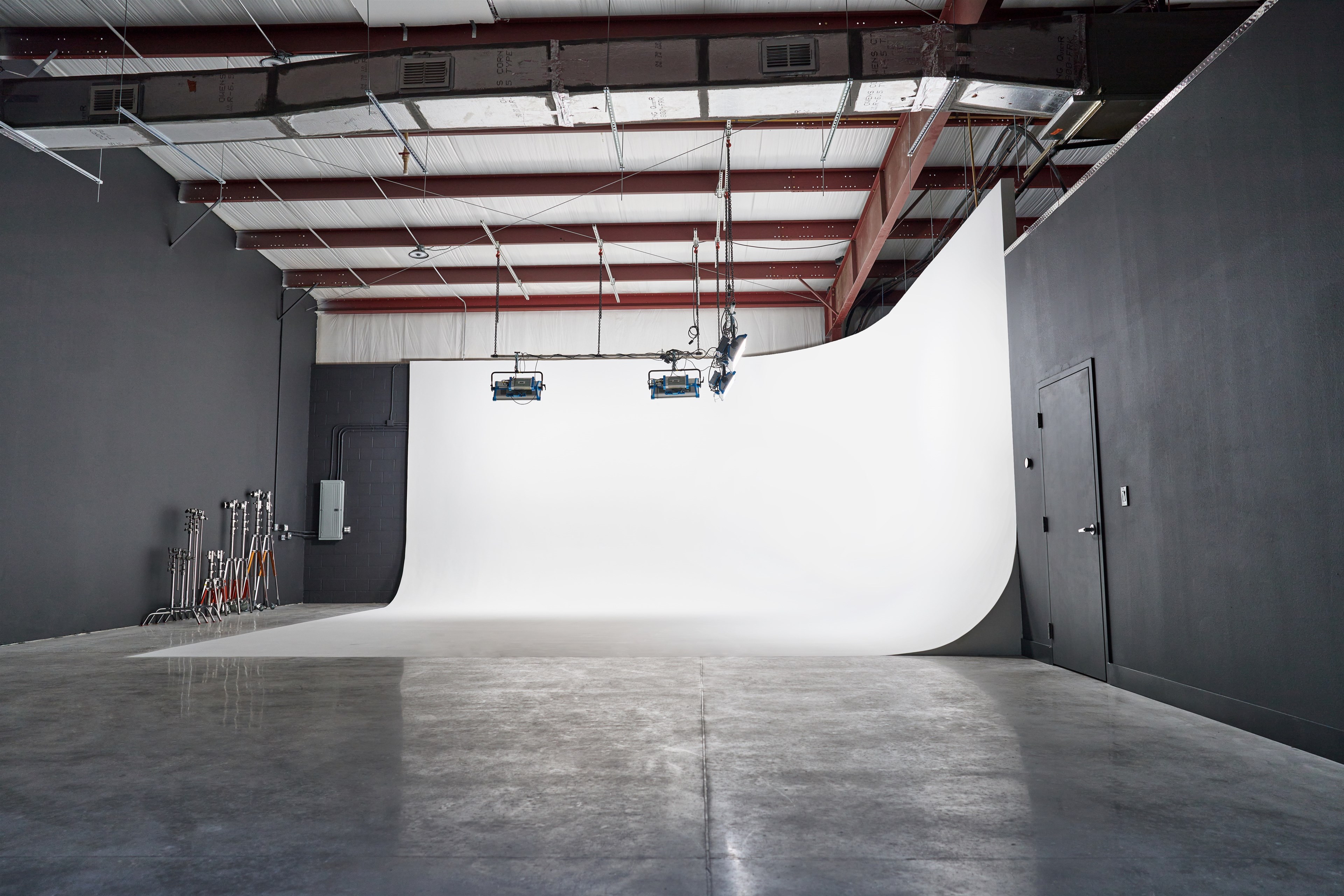 Locations Hub - Go Bold Studio